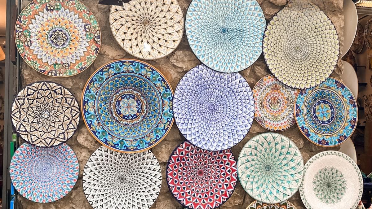 12 Best Italian Souvenirs To Bring Home From Italy